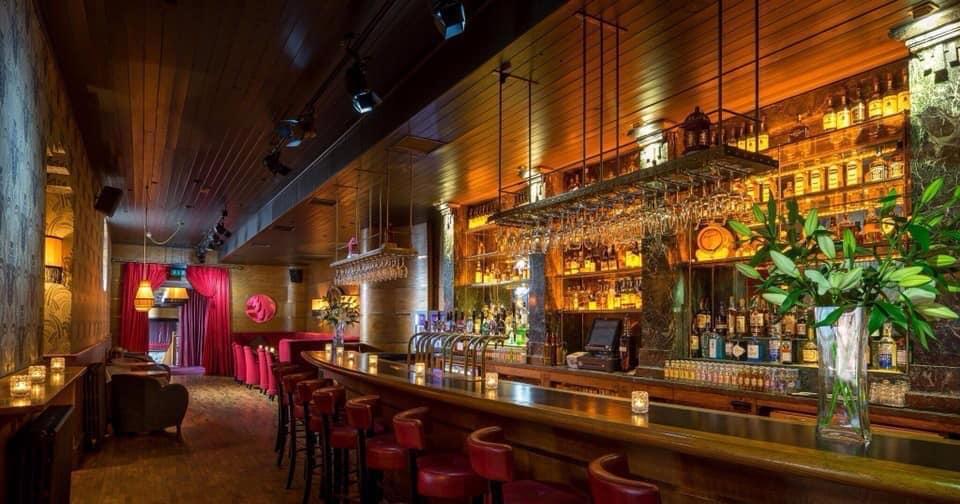 The Long Hall - Dublin Town